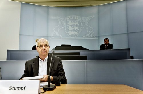 Hält Stumpf den Kopf hin? - Ausgabe 200